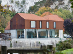 Weathered steel-clad Grand Designs self build in Lewes : Grand Designs ...