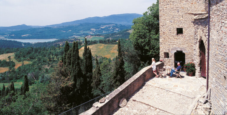 A Grand Designs castle turnaround in Tuscany : Grand Designs Magazine