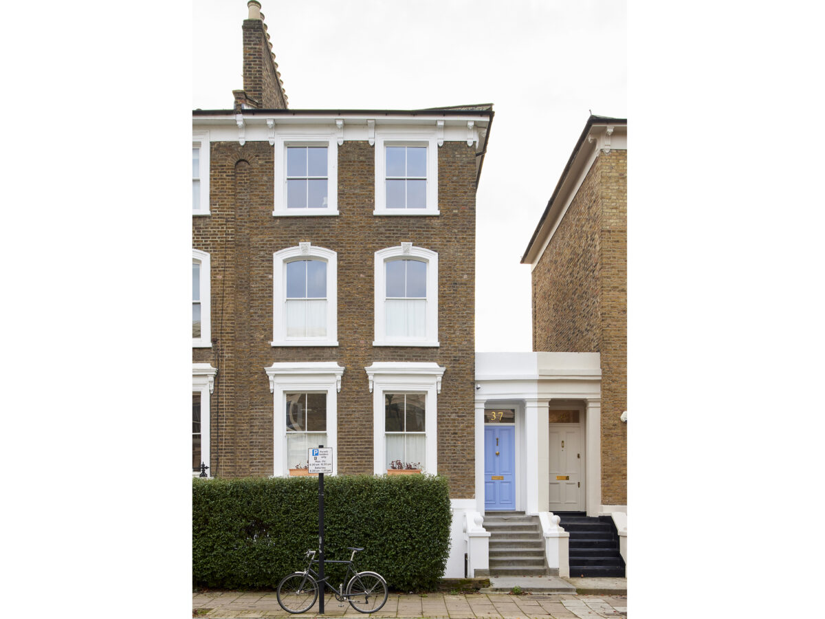 Blooming lovely: the pretty wildflower roof that also serves a ...